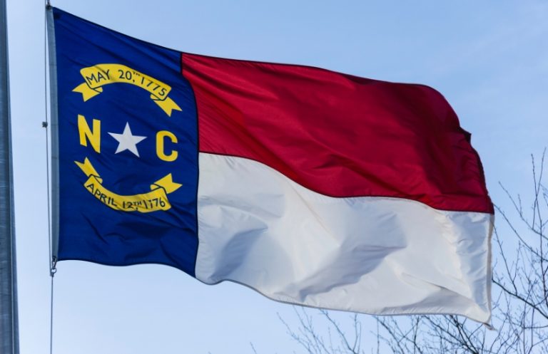 The Flag Of North Carolina: History And Symbolism - Symbol Genie